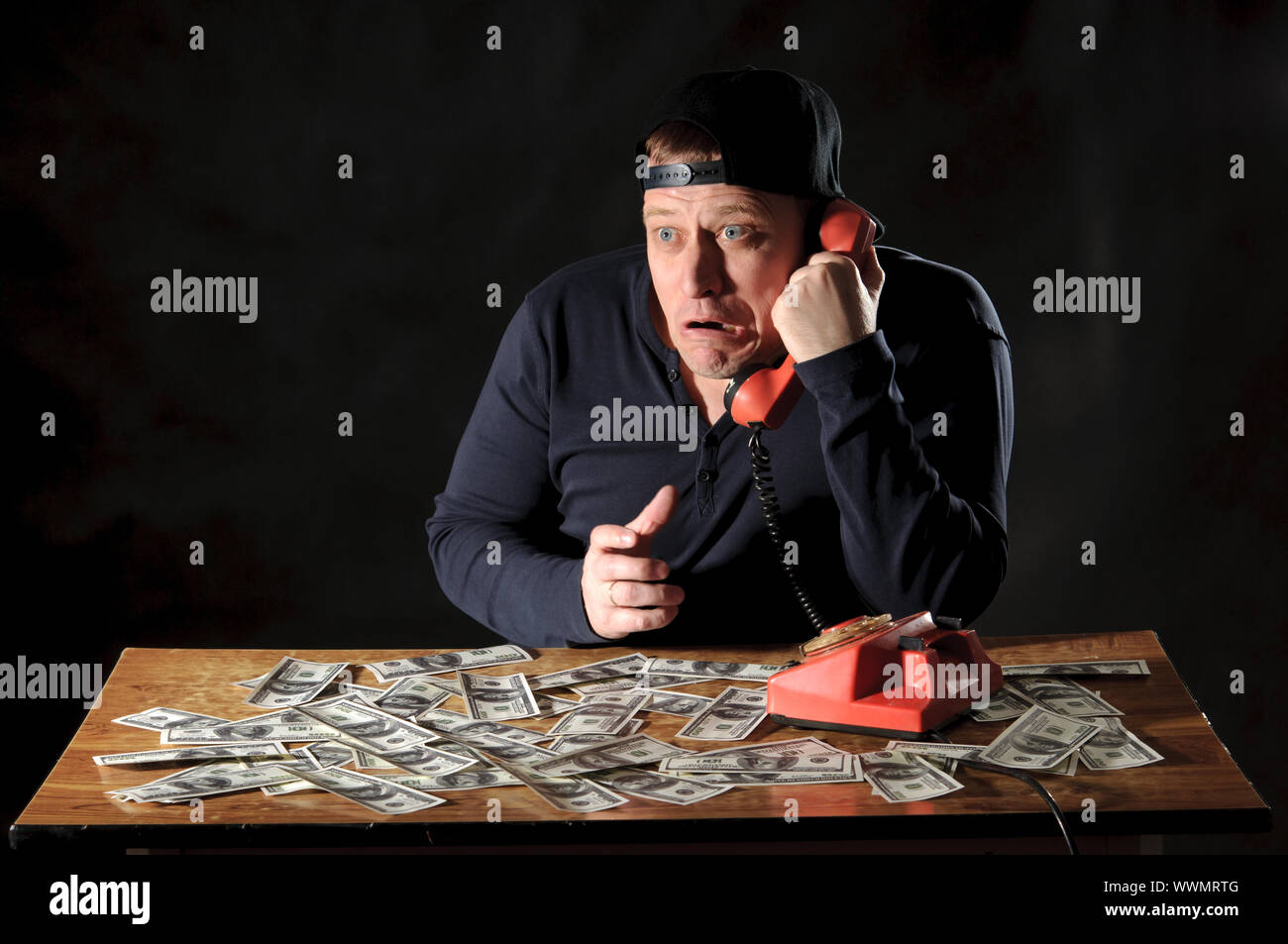 Startled hi-res stock photography and images - Alamy