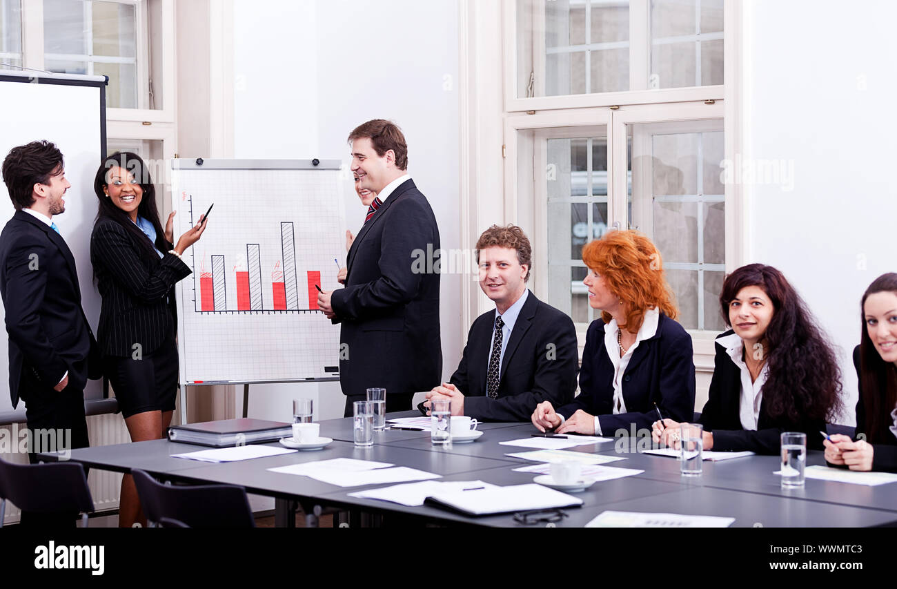 Professional speaker hi-res stock photography and images - Alamy