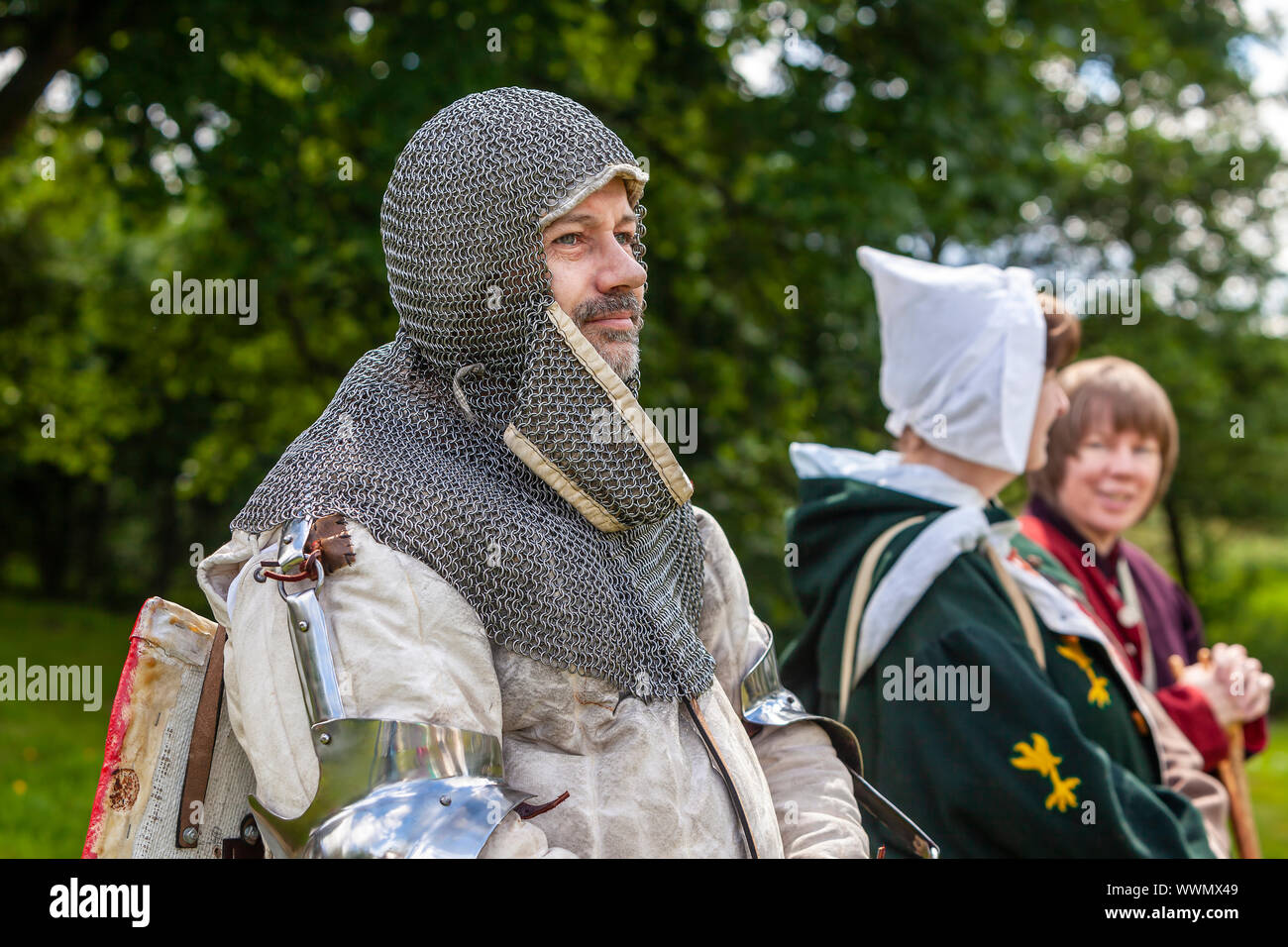 Medieval battle reenactment chain mail hi-res stock photography and ...