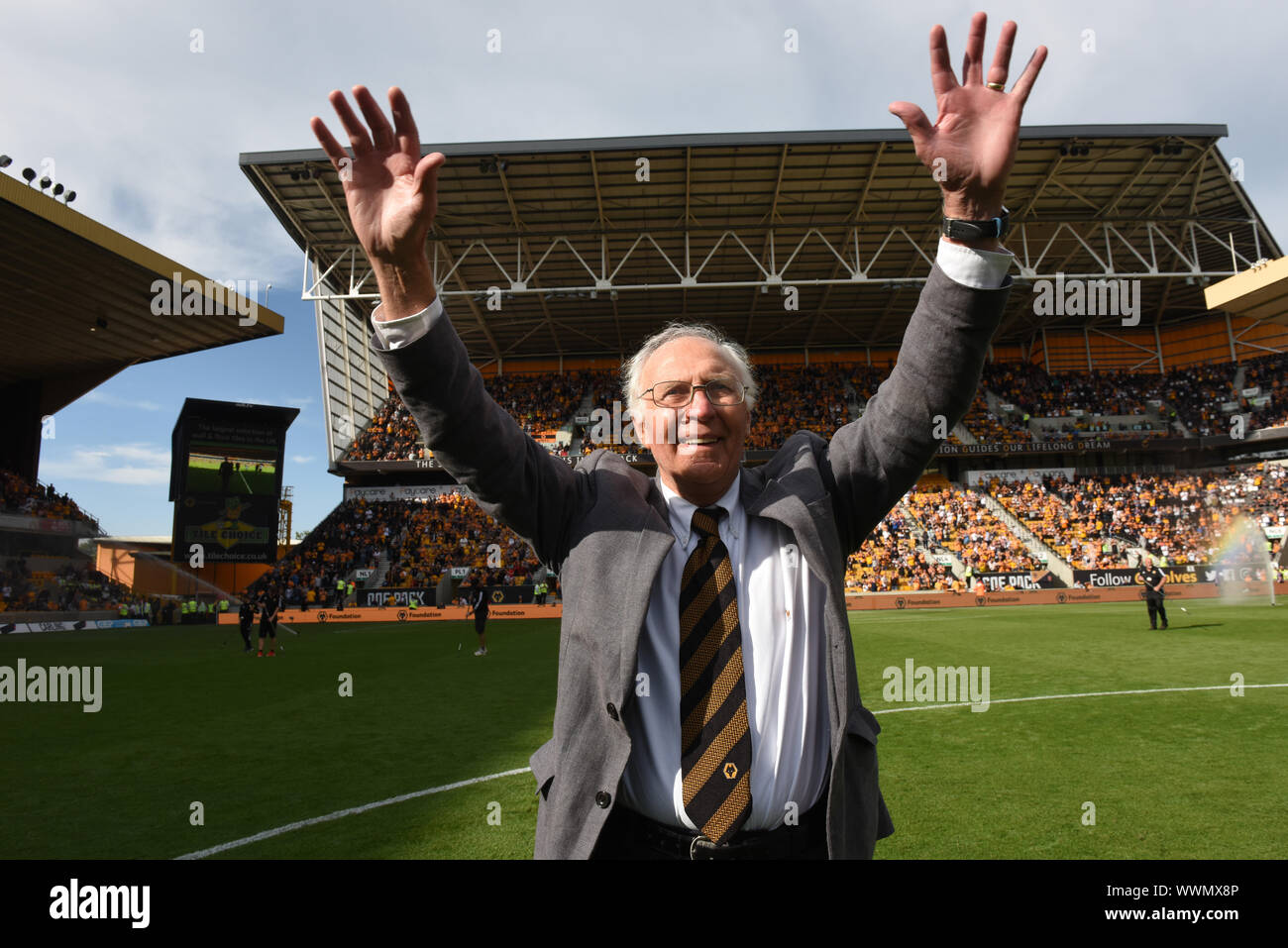Mike bailey of wolverhampton wanderers hi-res stock photography and ...