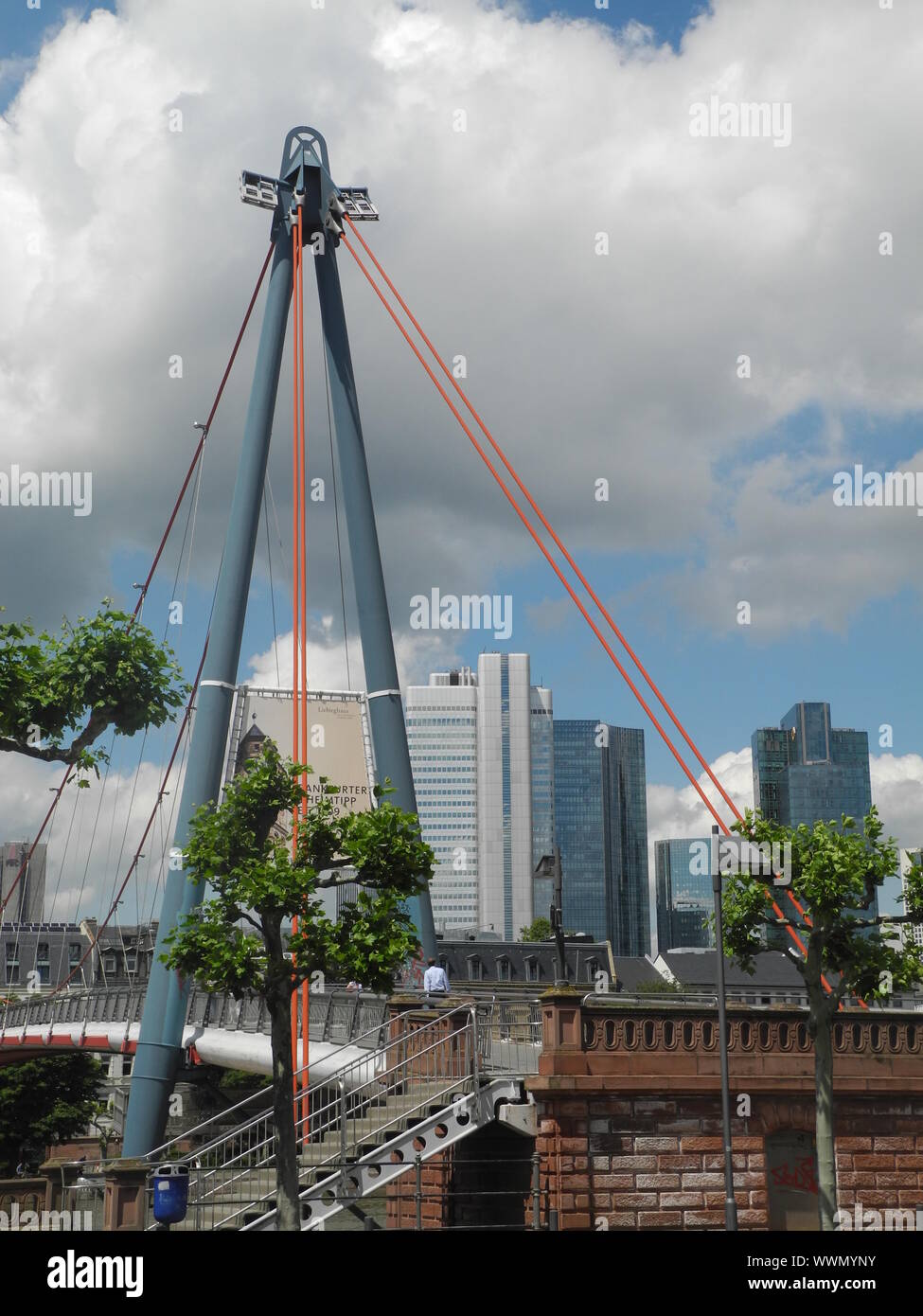 Hollow Footbridge In Frankfurt Stock Photo Alamy hollow-footbridge-in-frankfurt-stock-photo-alamy