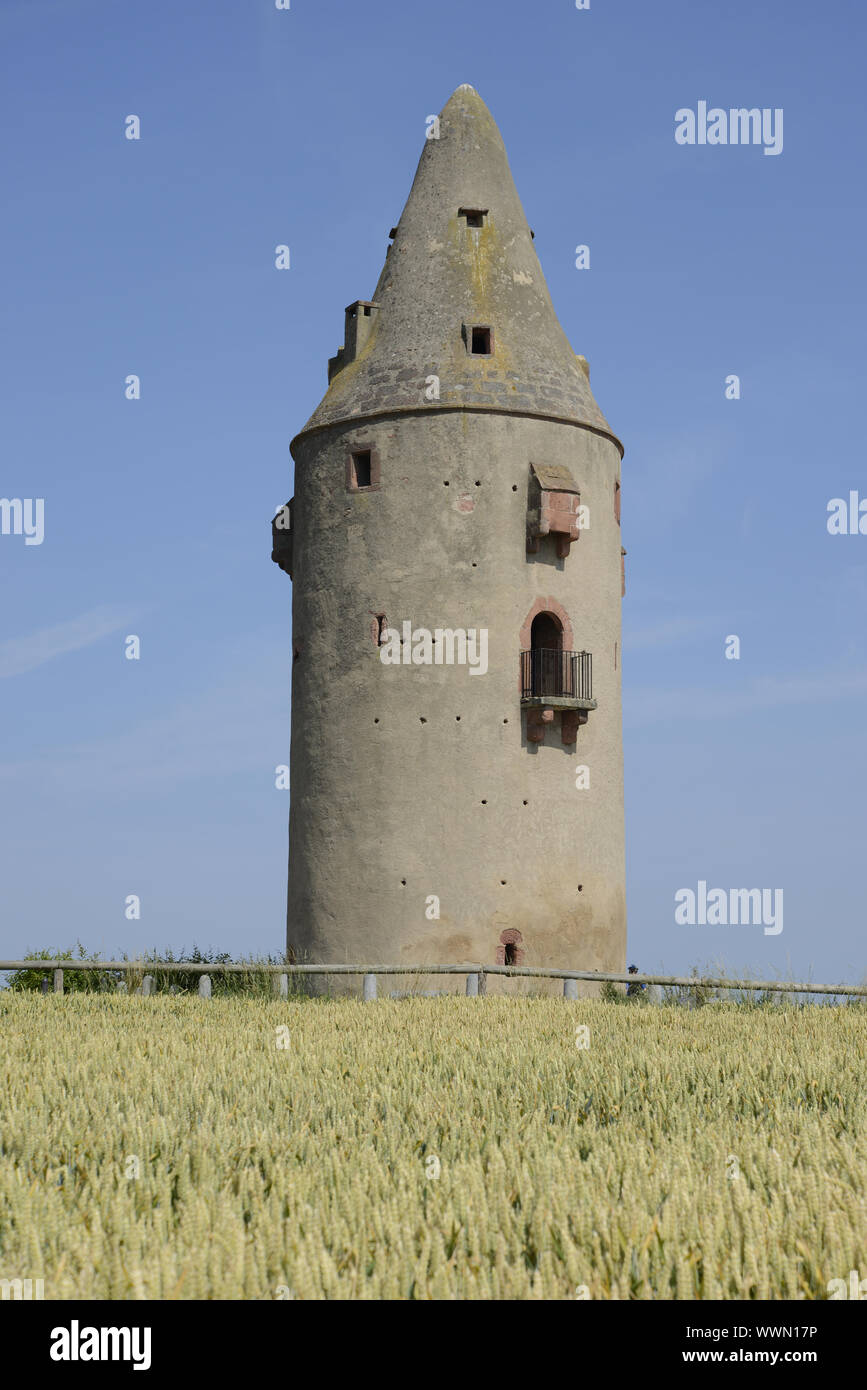 Waiting tower near Schaafheim Stock Photo - Alamy