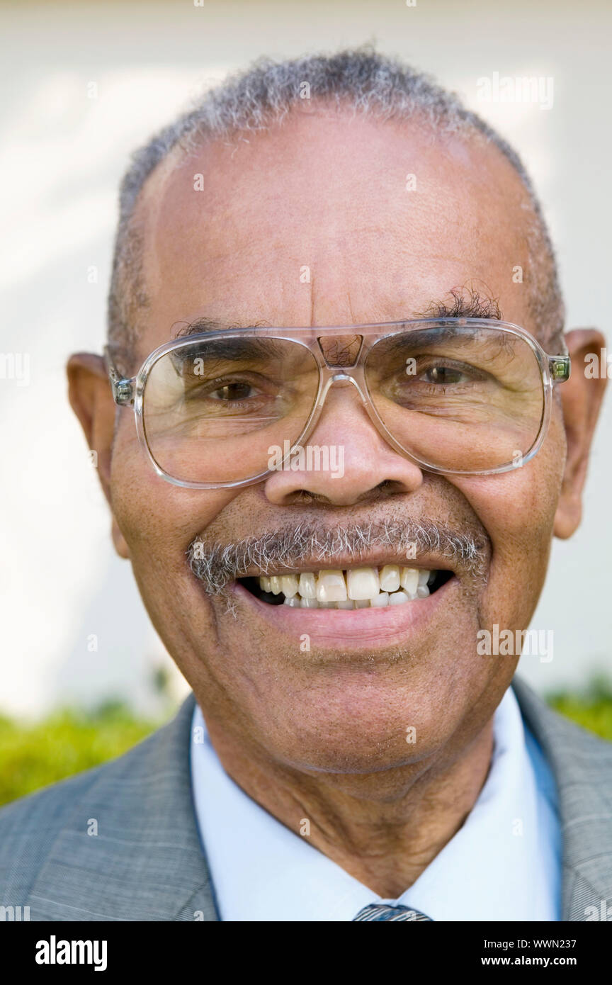 Early 60s man portrait hi-res stock photography and images - Alamy