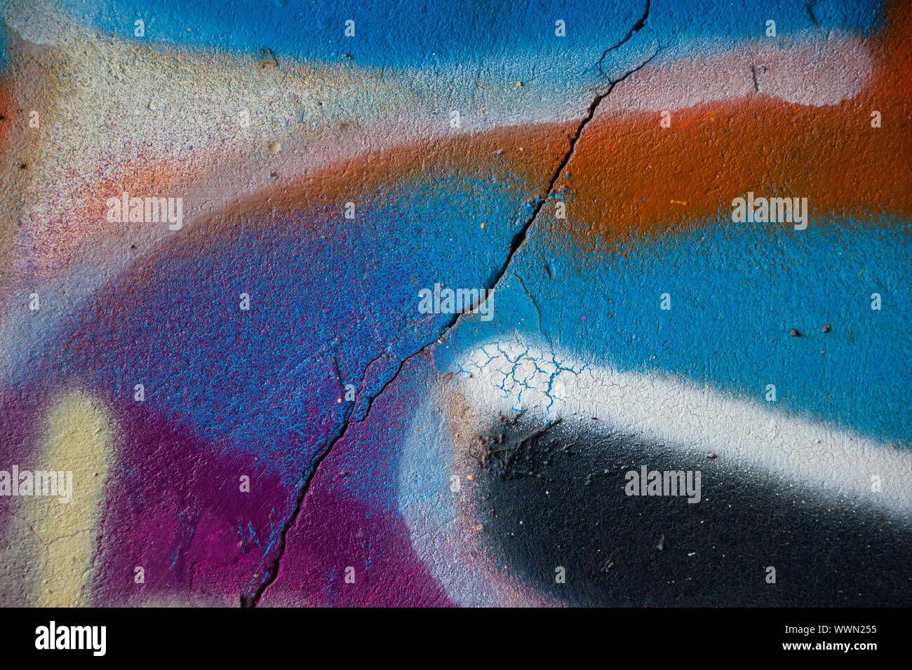 Beton riss hi-res stock photography and images - Alamy