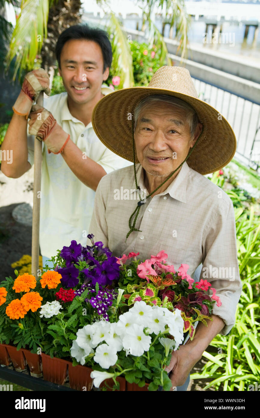 Asian older gardening hi-res stock photography and images - Alamy