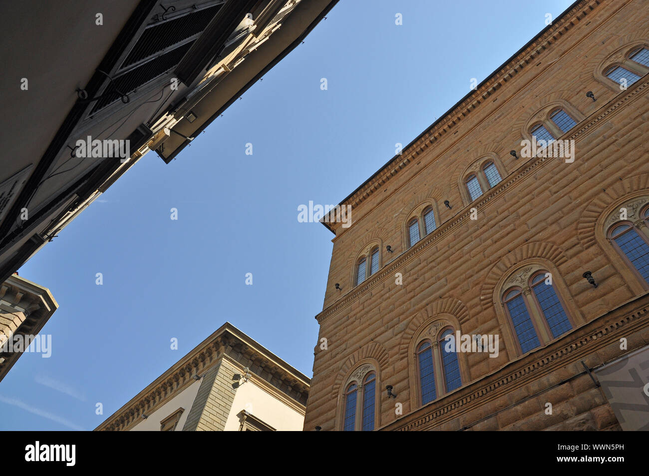 Palazzo strozzi in florenz hi-res stock photography and images - Alamy