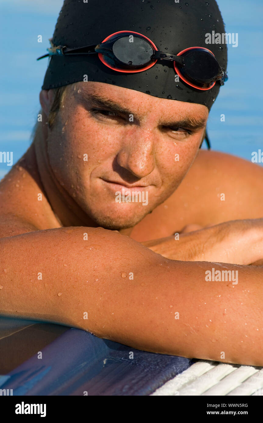 Swimmers competitive practice hi-res stock photography and images - Alamy