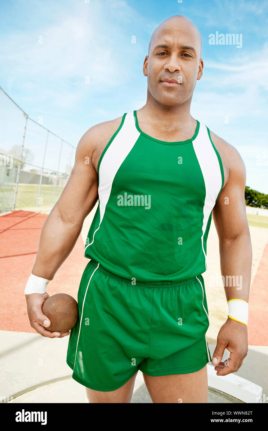 Shot put discipline hi-res stock photography and images - Alamy