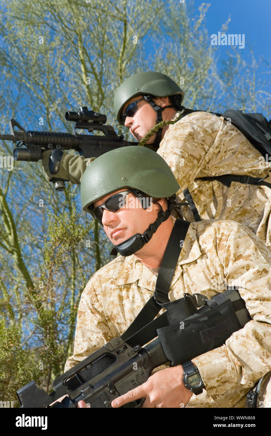 Fearless soldiers hi-res stock photography and images - Alamy