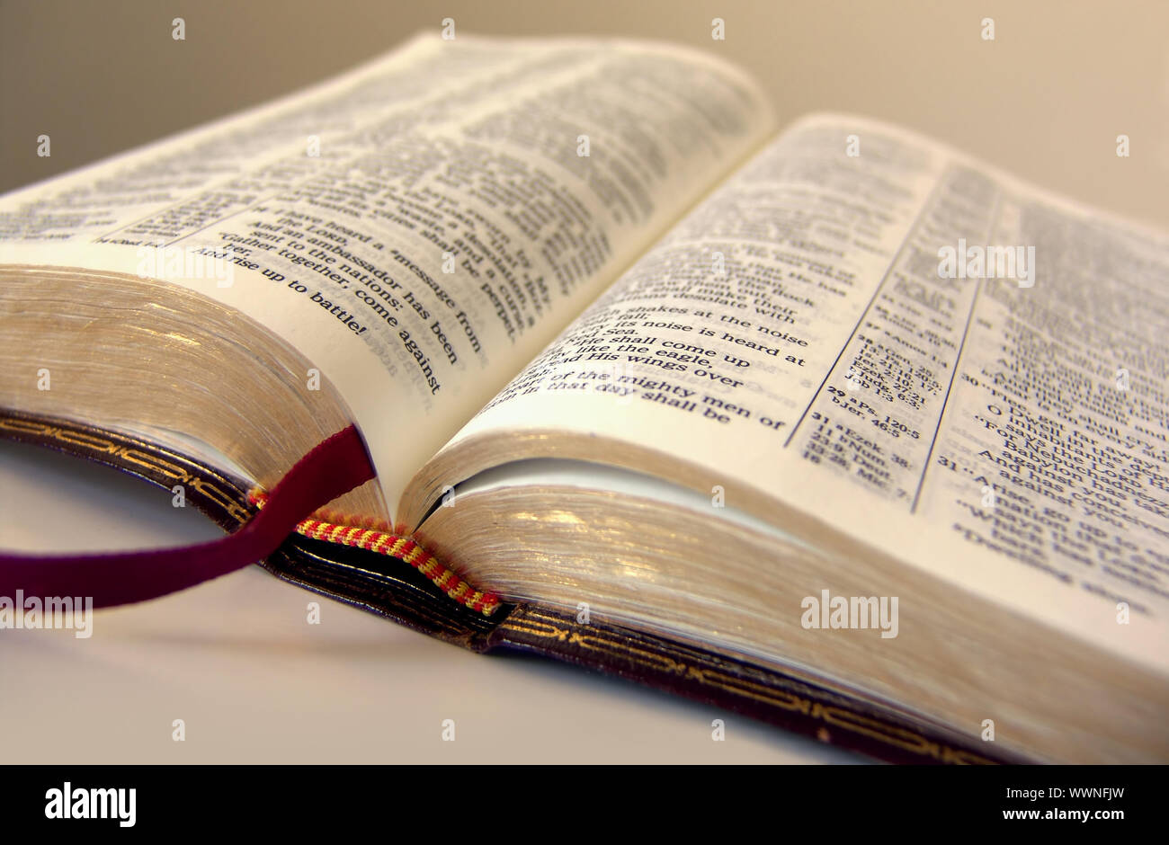 Book of psalm hi-res stock photography and images - Alamy