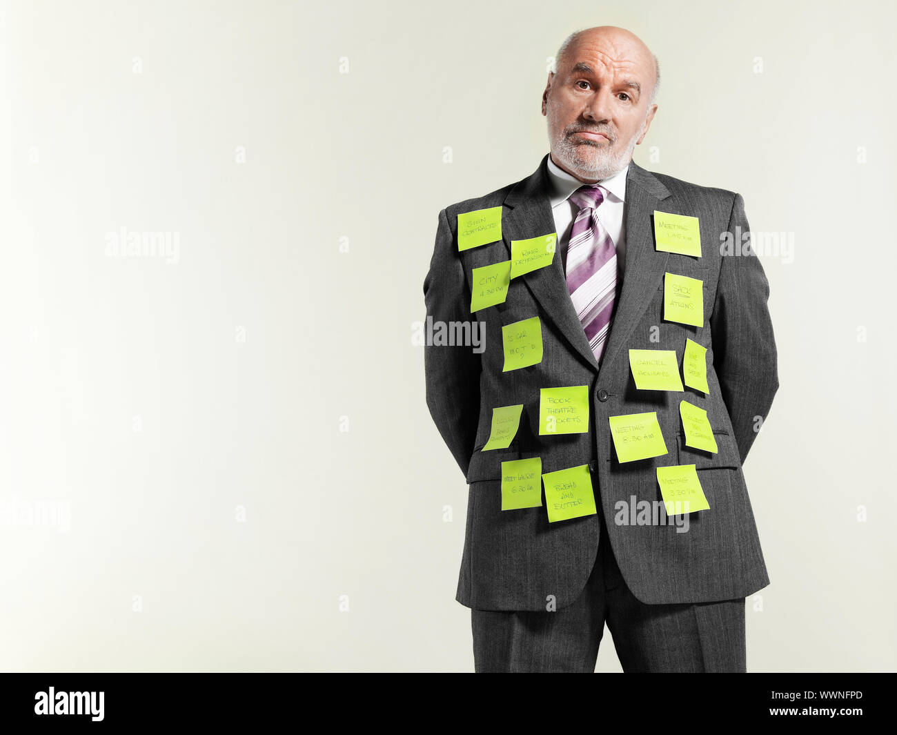 Disorganized metaphor hi-res stock photography and images - Alamy