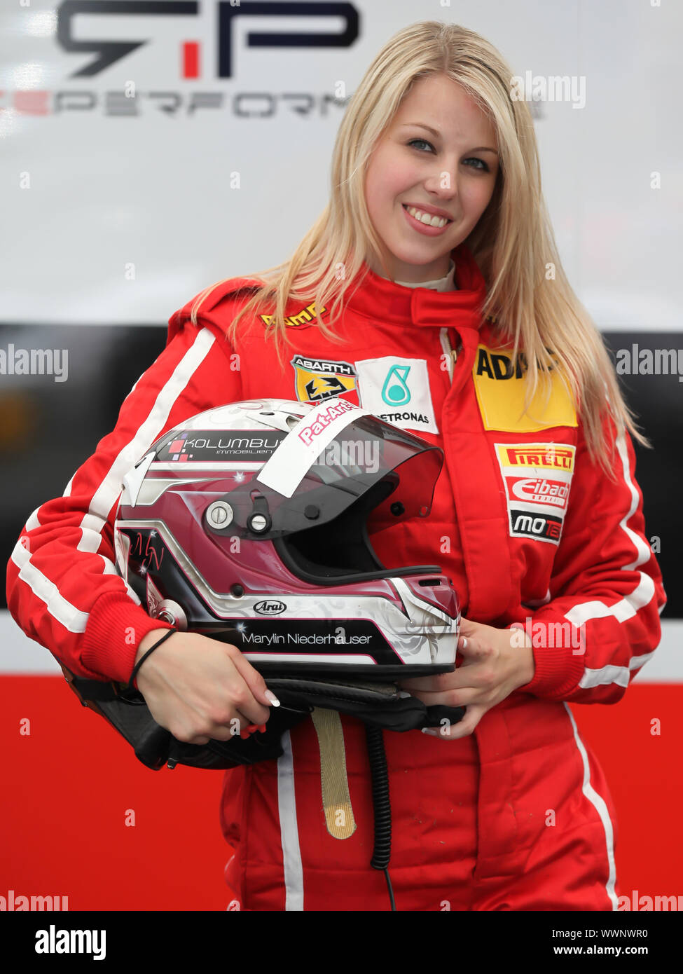 Rennfahrerin hi-res stock photography and images - Alamy