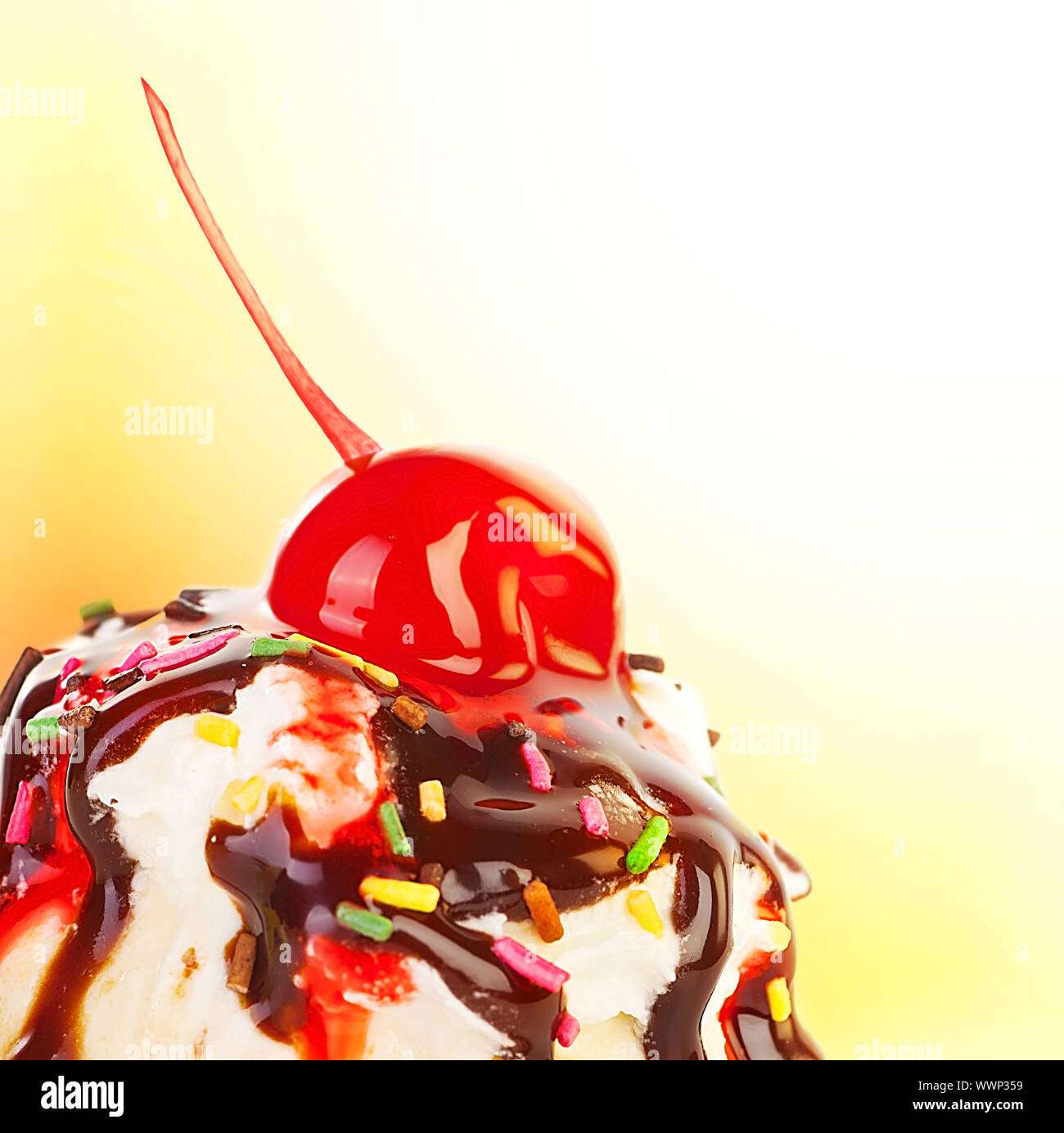 Cream border hi-res stock photography and images - Alamy