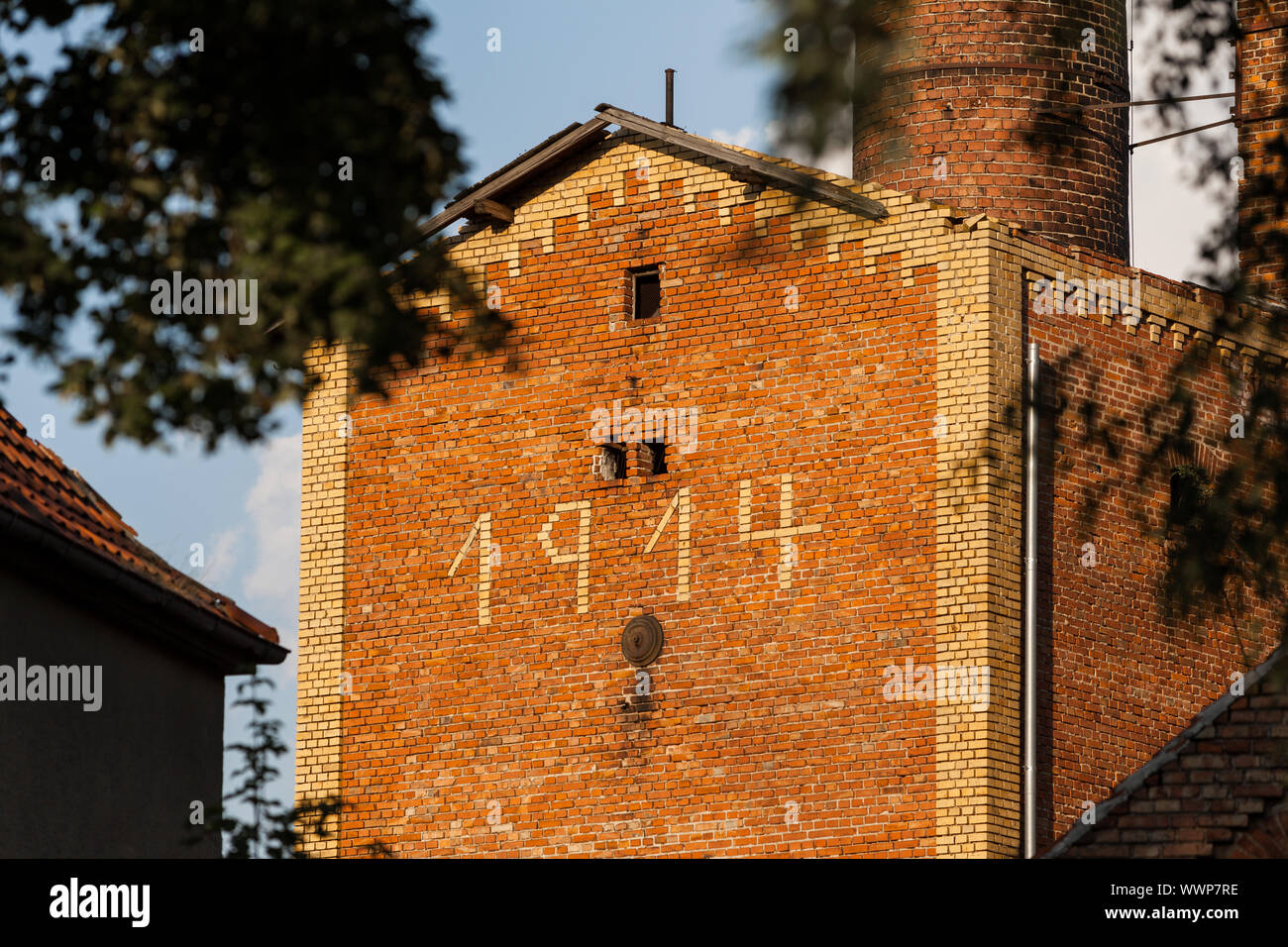 Half built house hi-res stock photography and images - Alamy