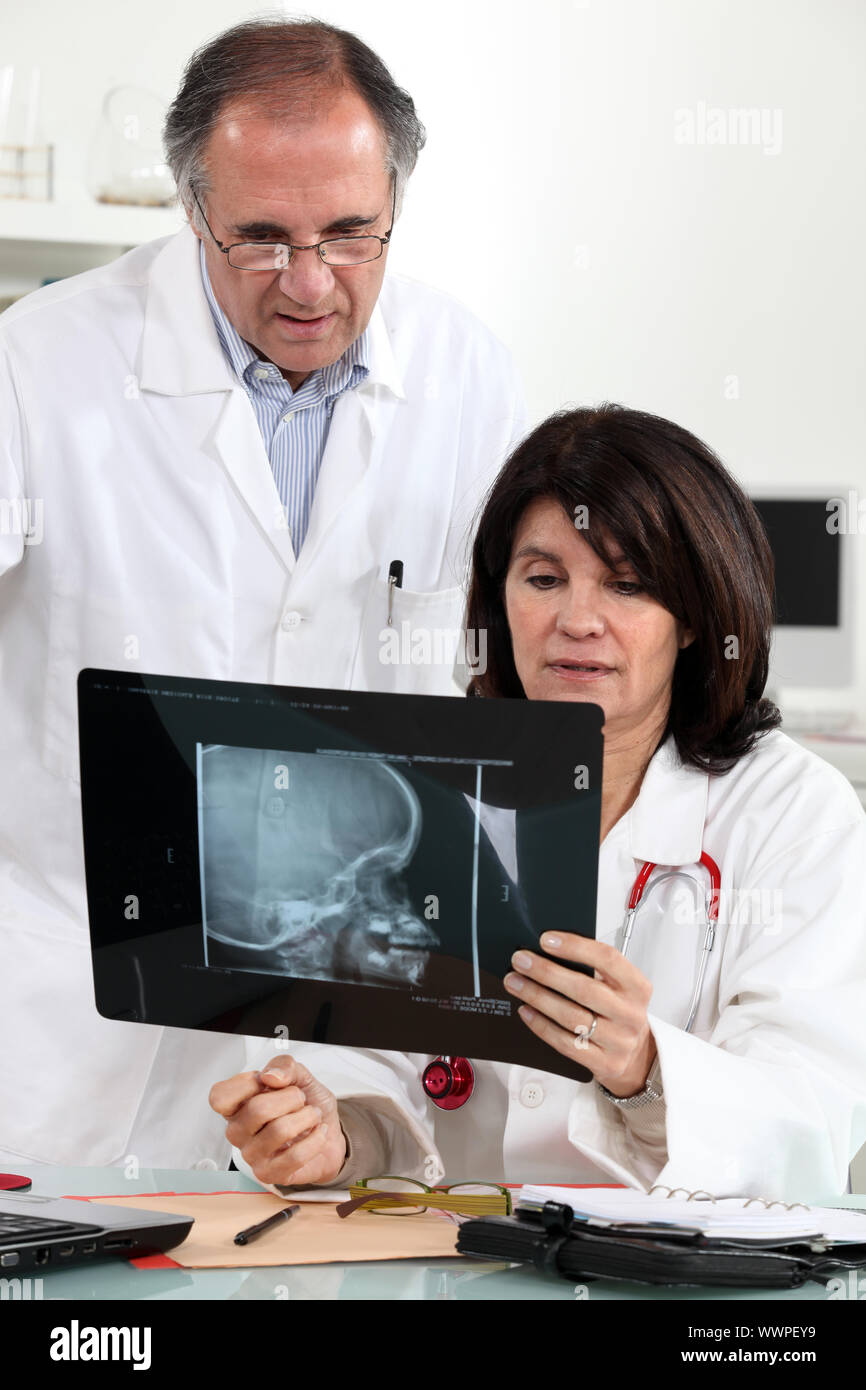 Picture of brain tumor hi-res stock photography and images - Alamy