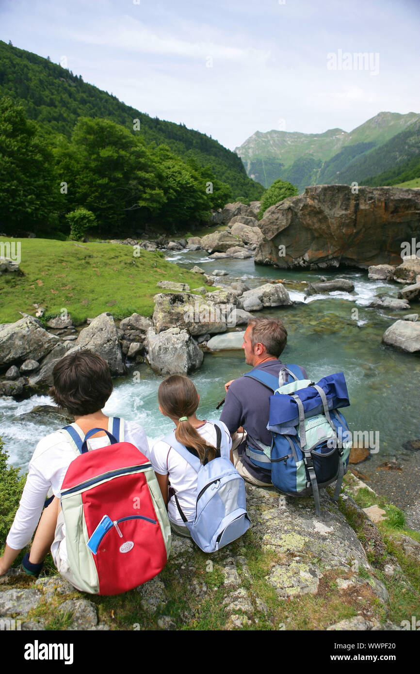 Young family enjoying backpacking holiday Stock Photo - Alamy