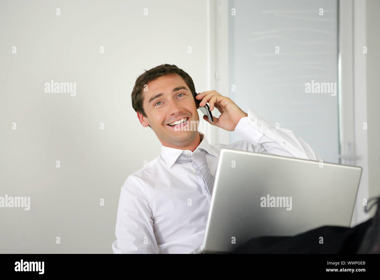 Lauging High Resolution Stock Photography and Images - Alamy