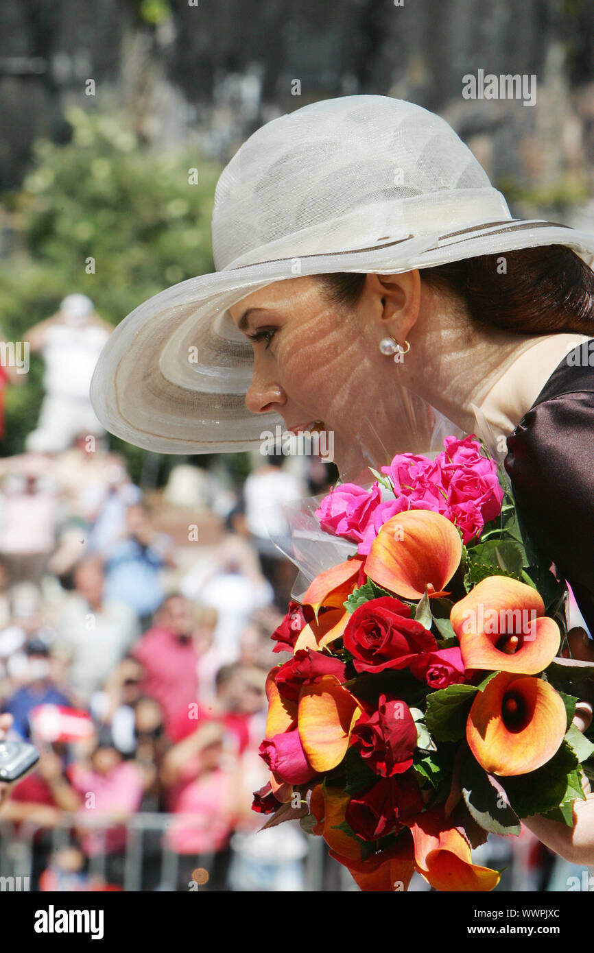 Crown Prince Fredrick & Crown Princess Mary of Denmark at the Opera ...