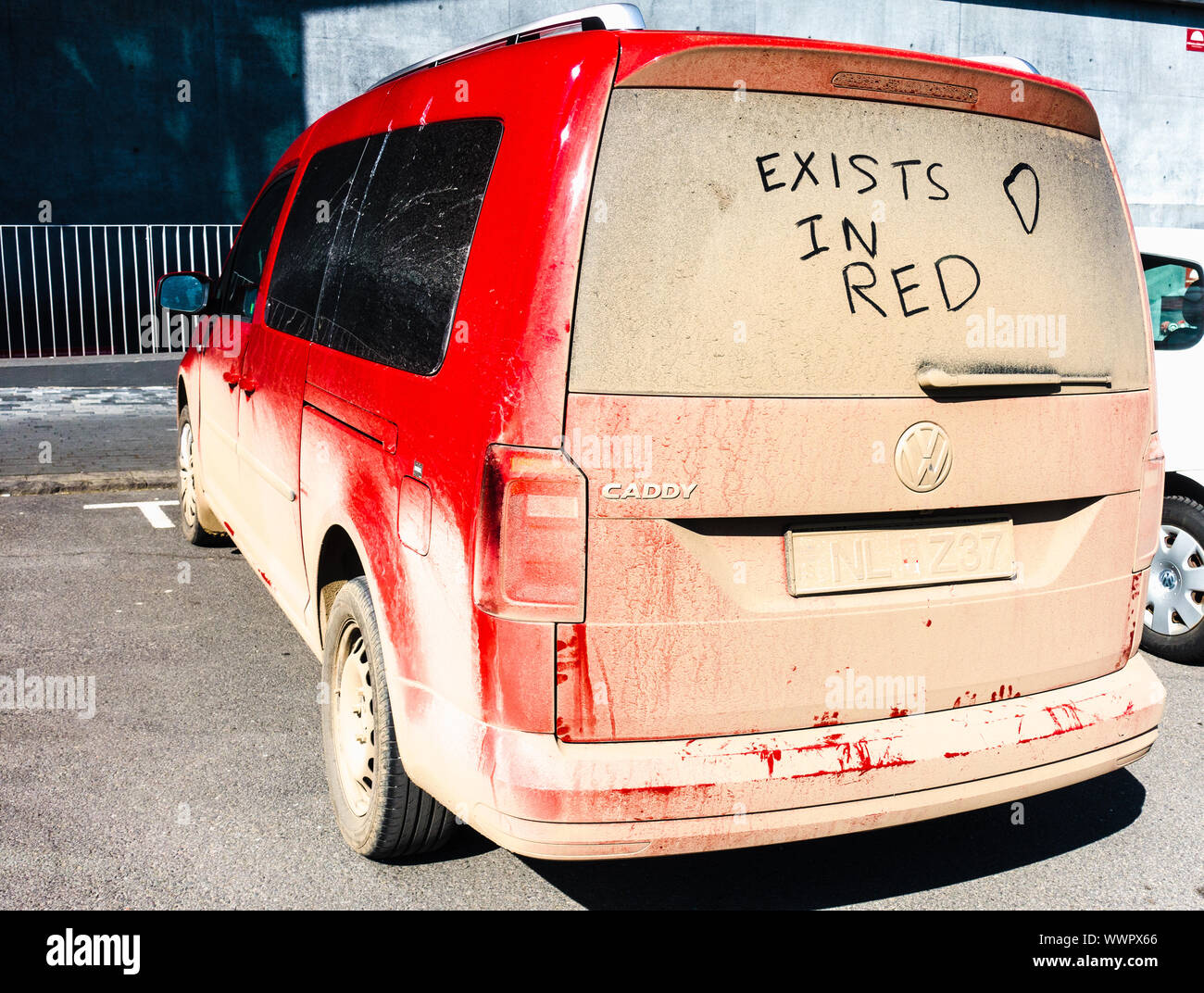 Dirty van hi-res stock photography and images - Alamy