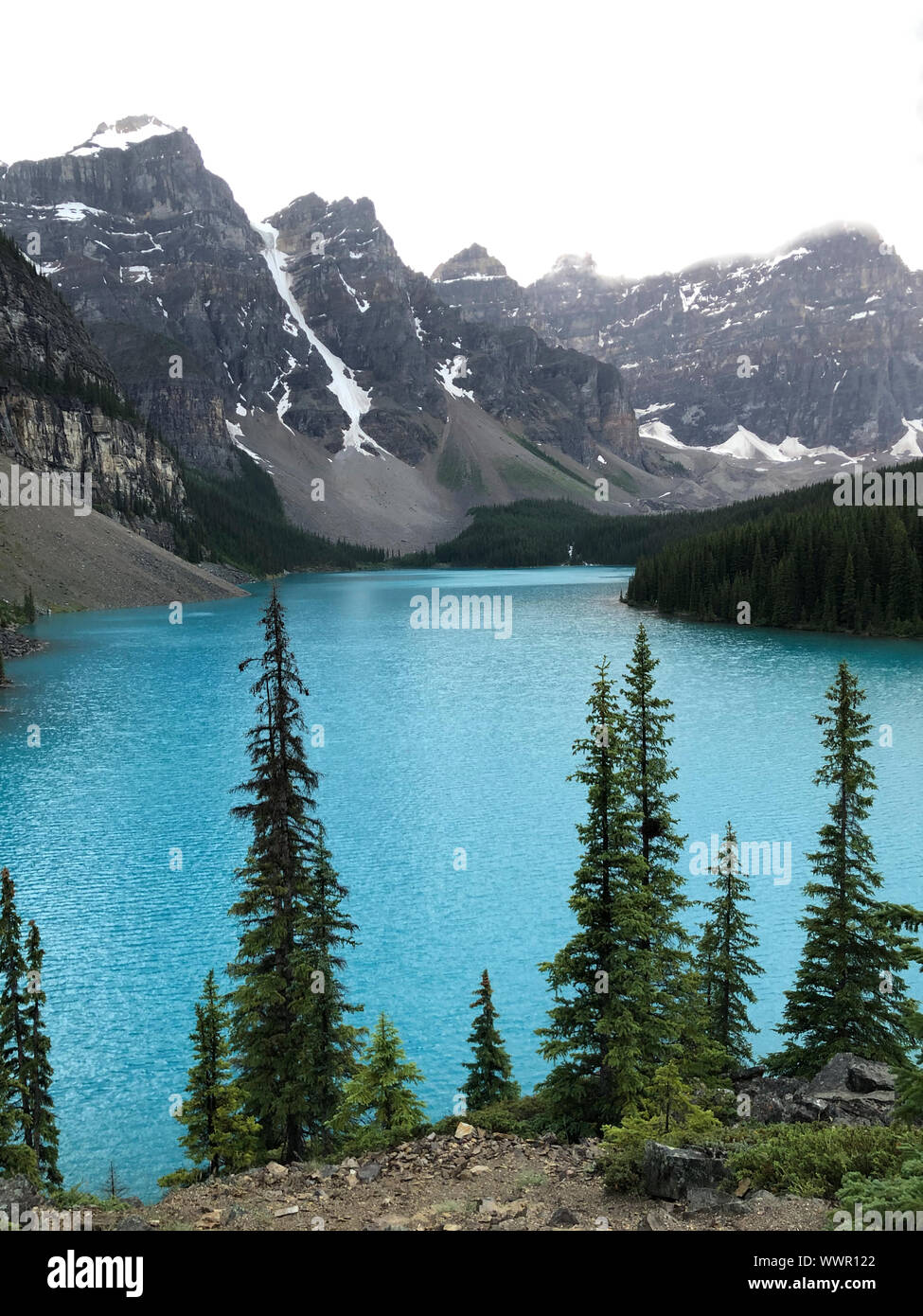 Moraine tarn hi-res stock photography and images - Alamy