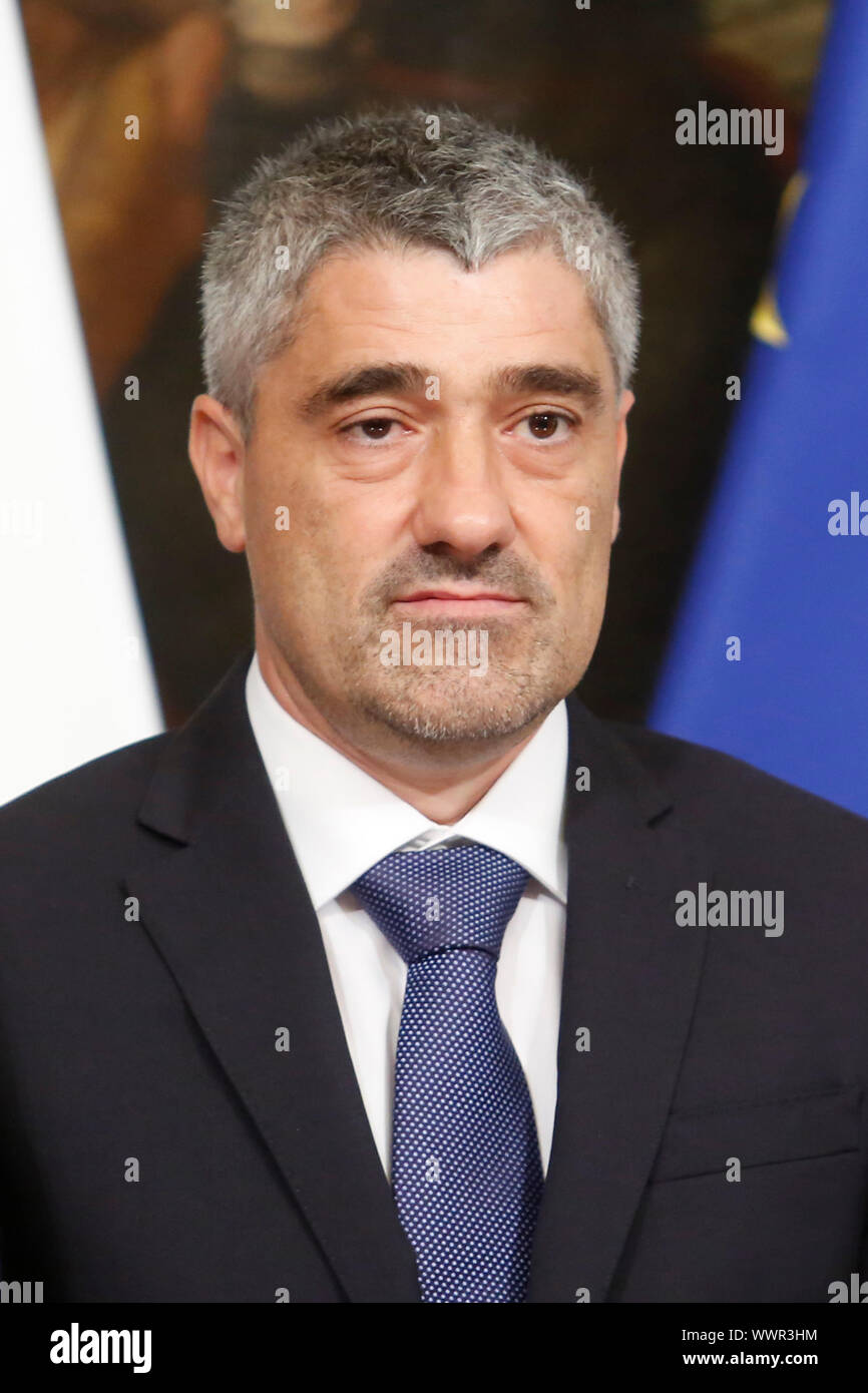 Traversi hi-res stock photography and images - Alamy