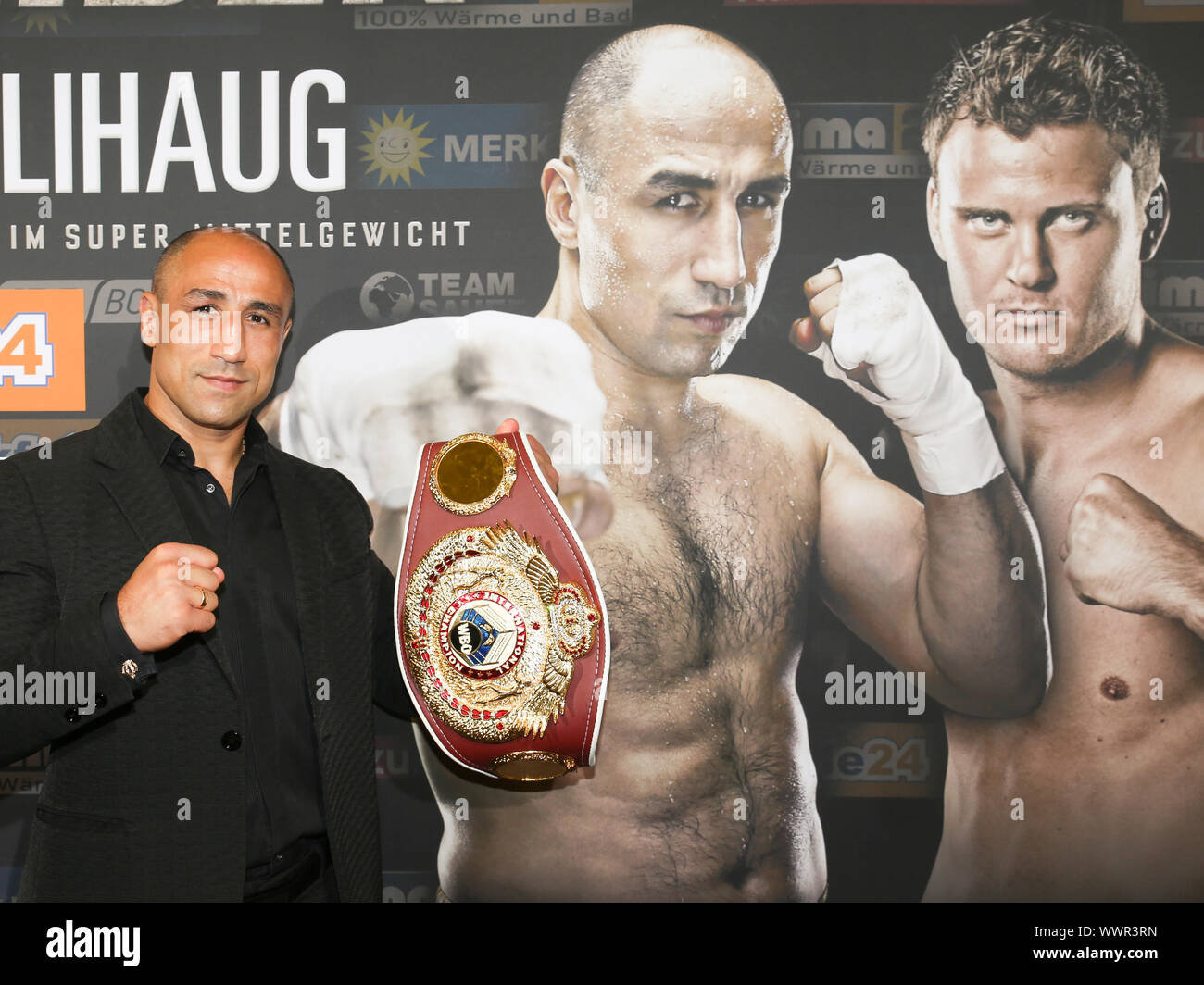 Arthur Abraham (Boxing Team Sauerland Stock Photo - Alamy