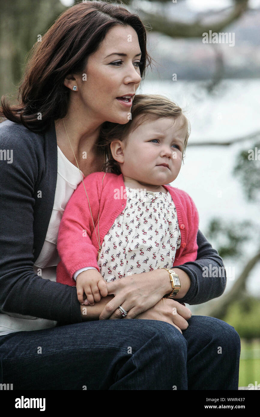 Crown princess mary of denmark hi-res stock photography and images - Alamy