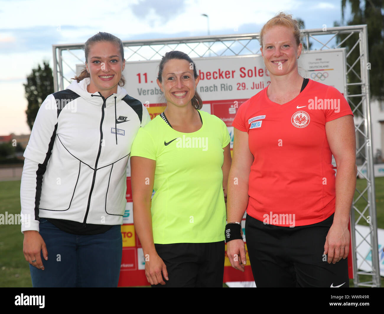 Hammer thrower 2016 hi-res stock photography and images - Alamy