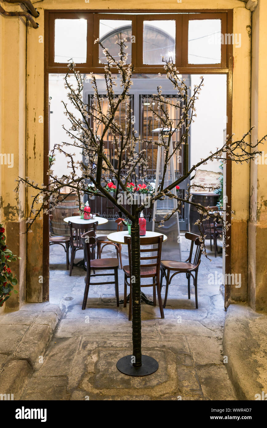 Bar courtyard hi-res stock photography and images - Alamy