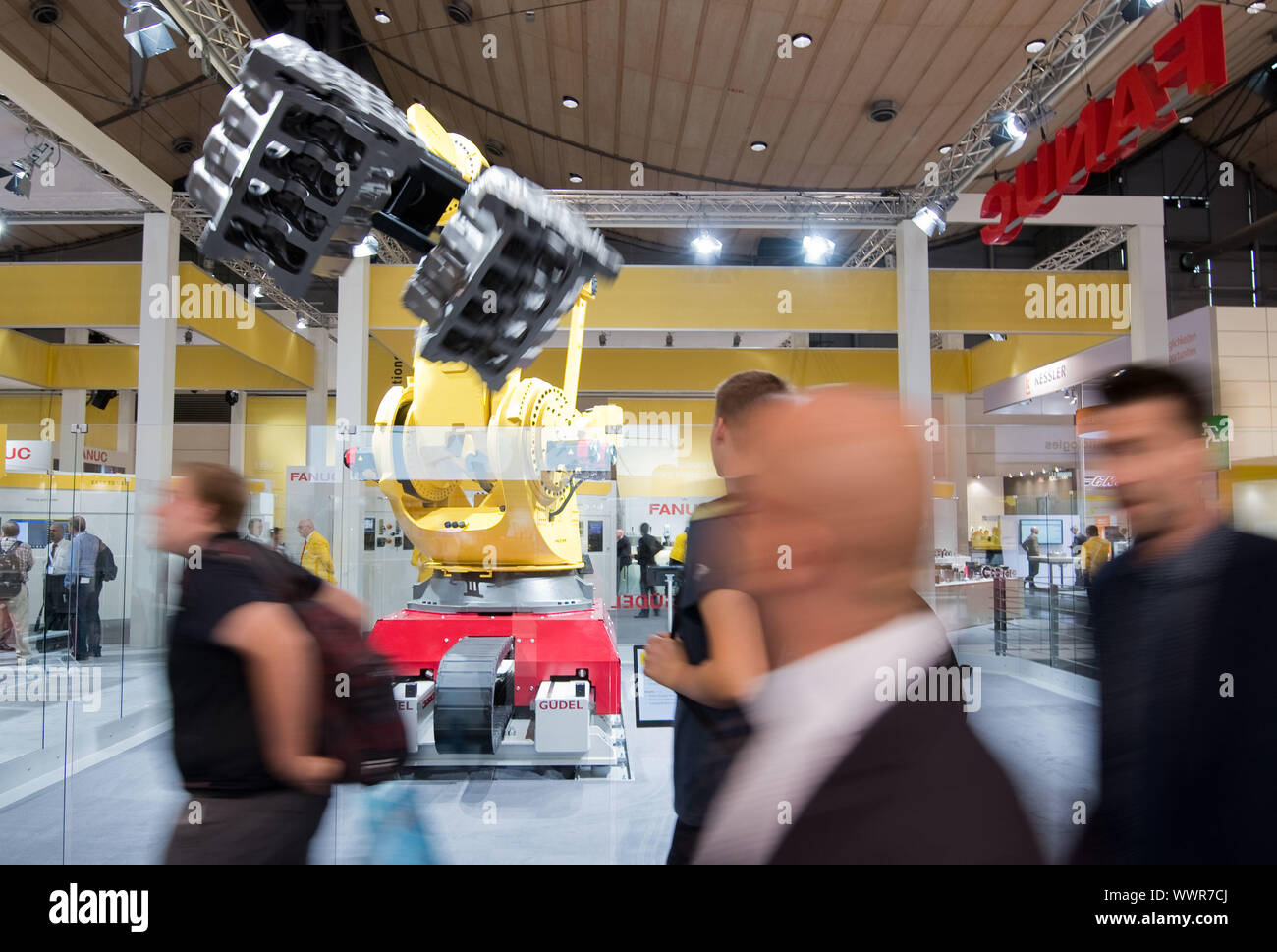 Emo robot robot hi-res stock photography and images - Alamy