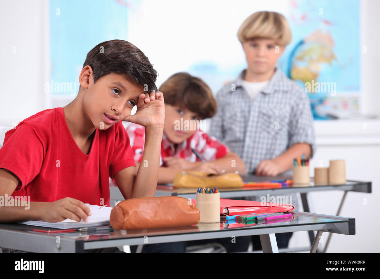 Boys atlas hi-res stock photography and images - Alamy