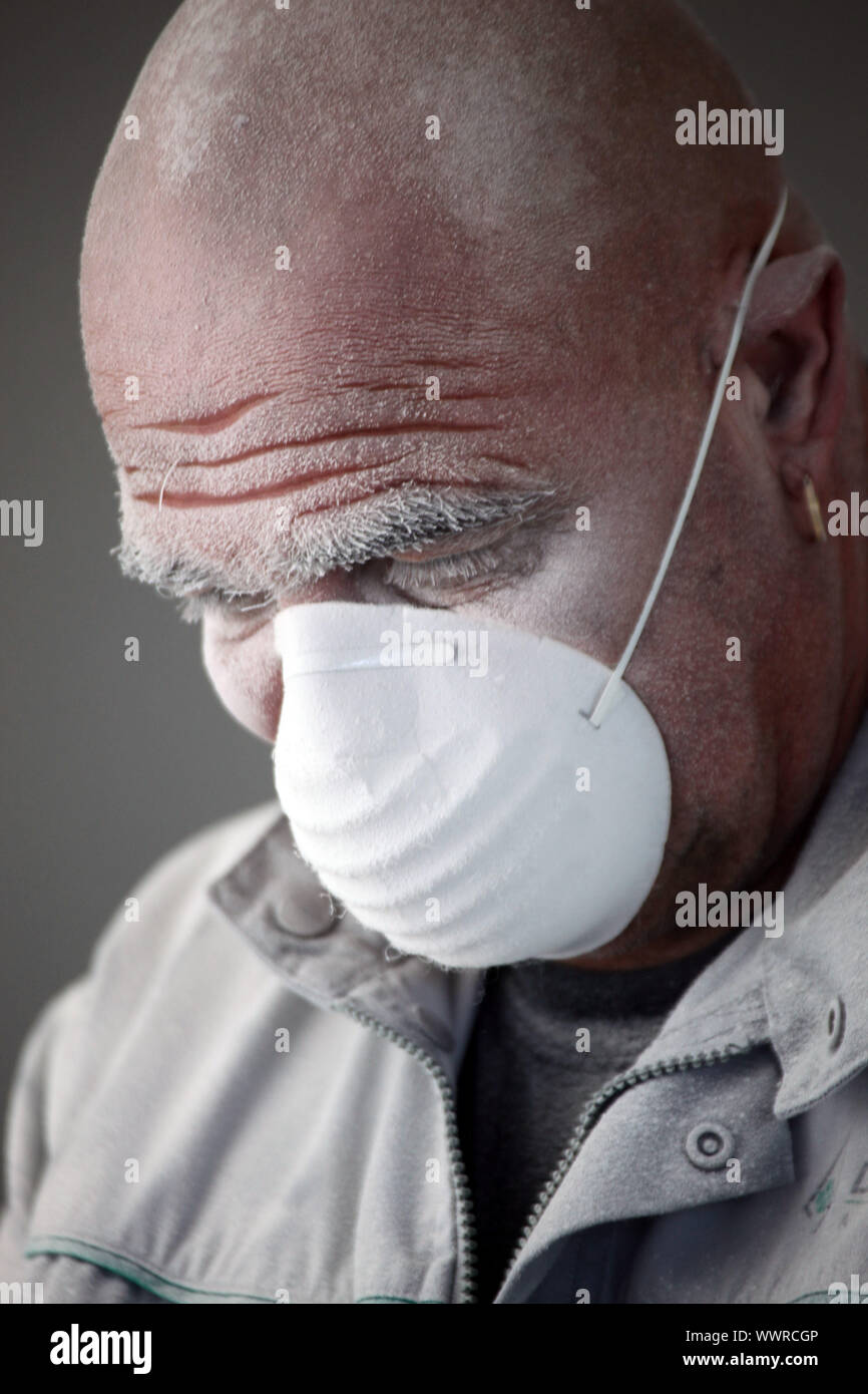 Man wearing a face mask Stock Photo - Alamy