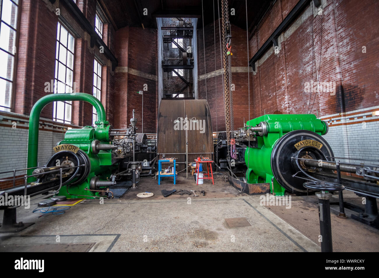 Old mike steam engine hi-res stock photography and images - Alamy