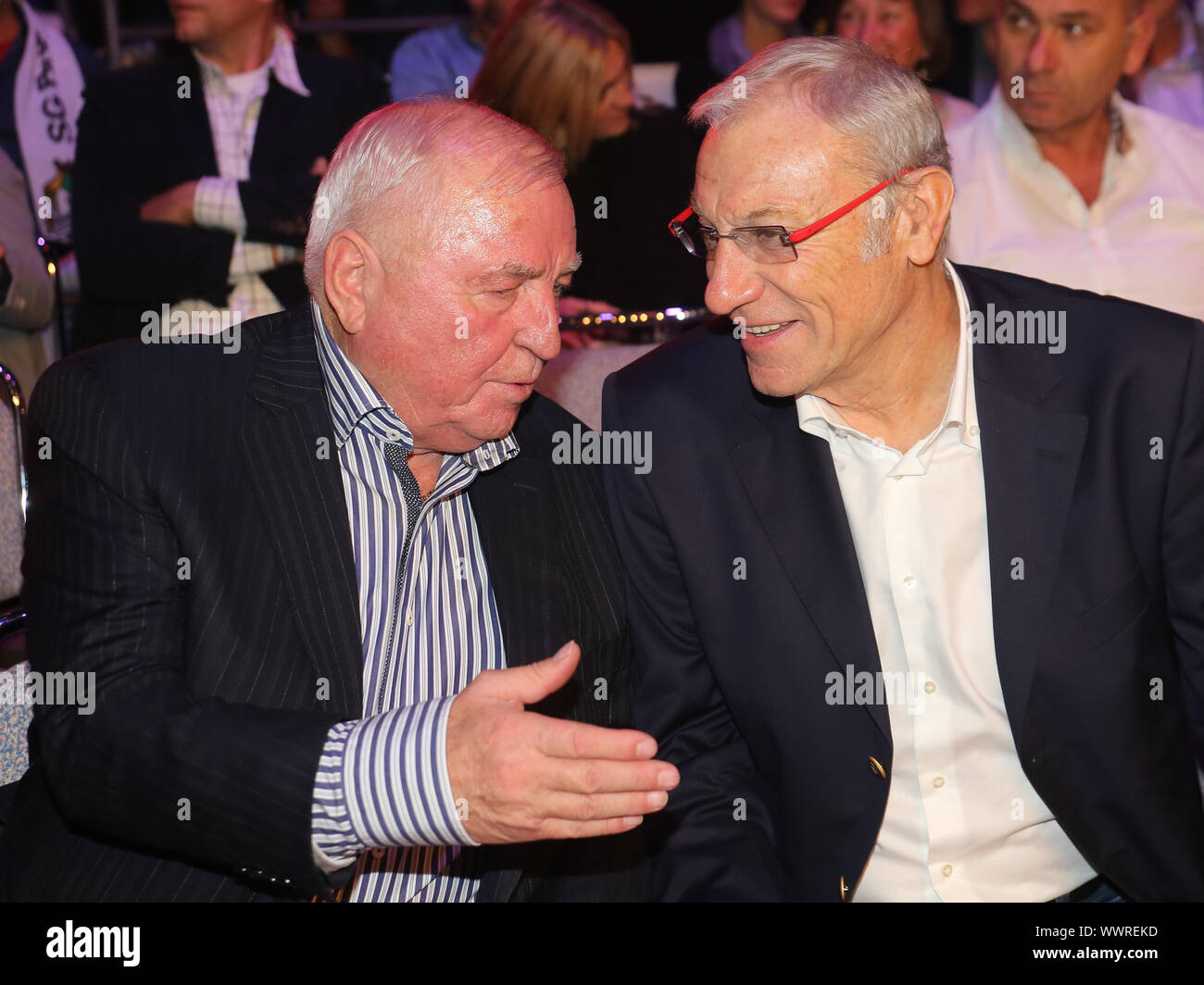 Nationalmannschaft hi-res stock photography and images - Alamy