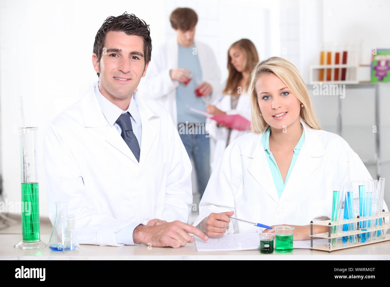 Student science fair experiment hi-res stock photography and images - Alamy