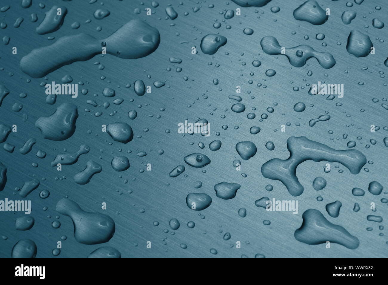 Heavy waterdrops hi-res stock photography and images - Alamy