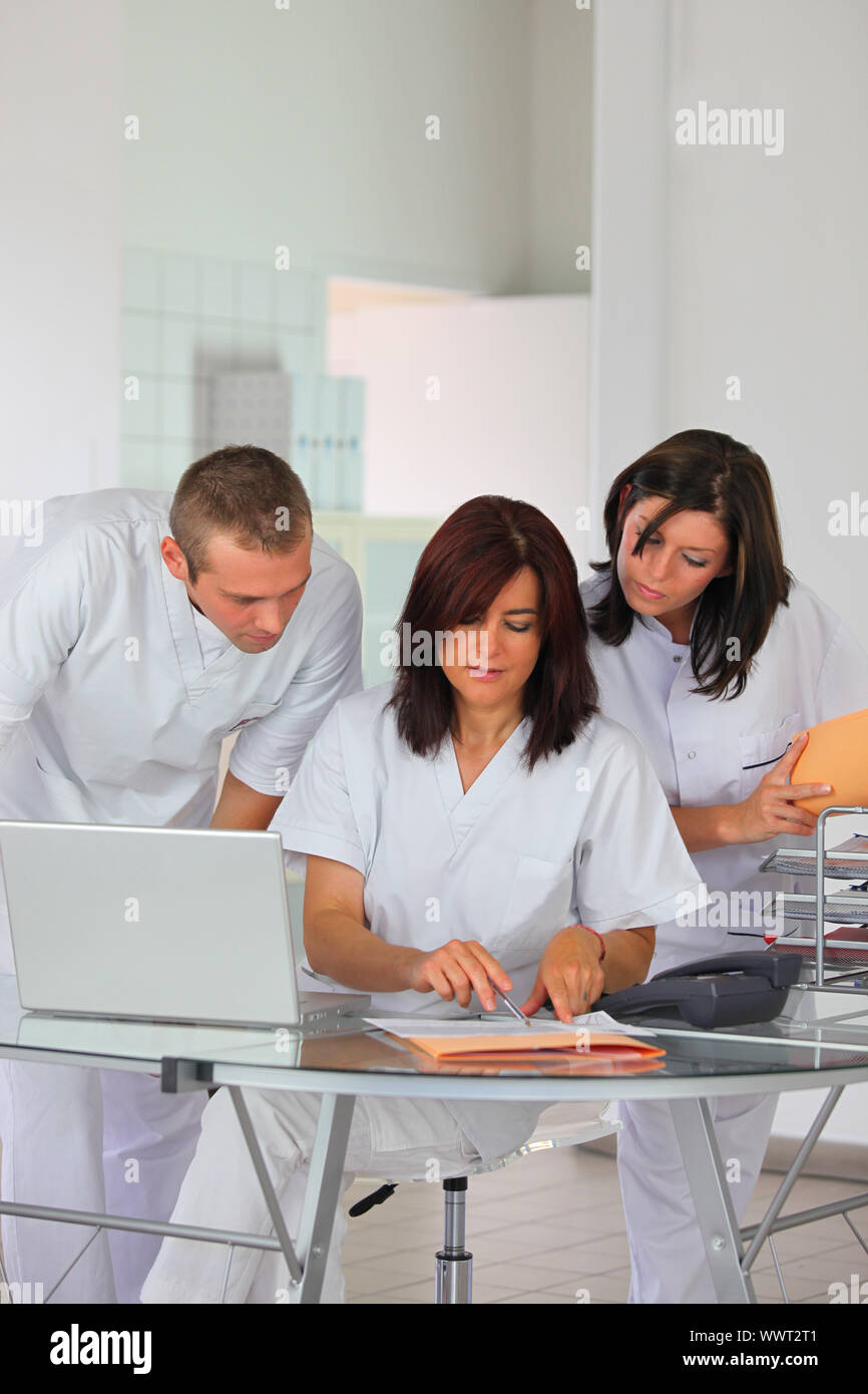 Private healthcare receptionist hi-res stock photography and images - Alamy