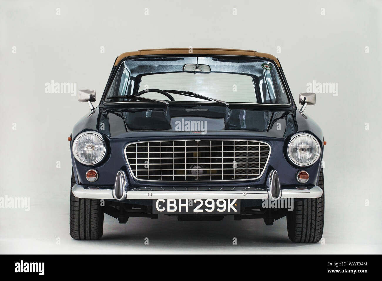 Gilbern invader hi-res stock photography and images - Alamy