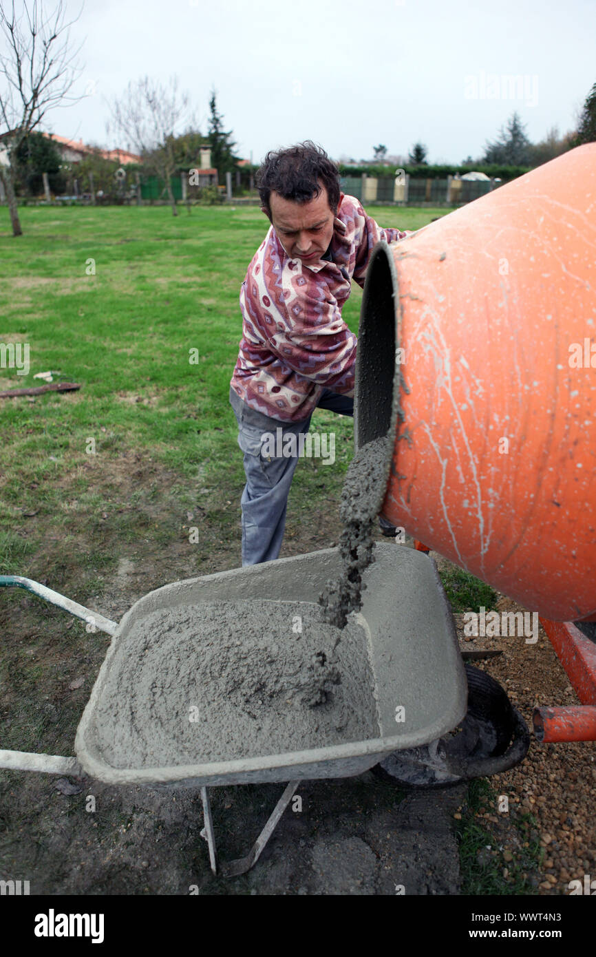 Cementing truck hi-res stock photography and images - Alamy