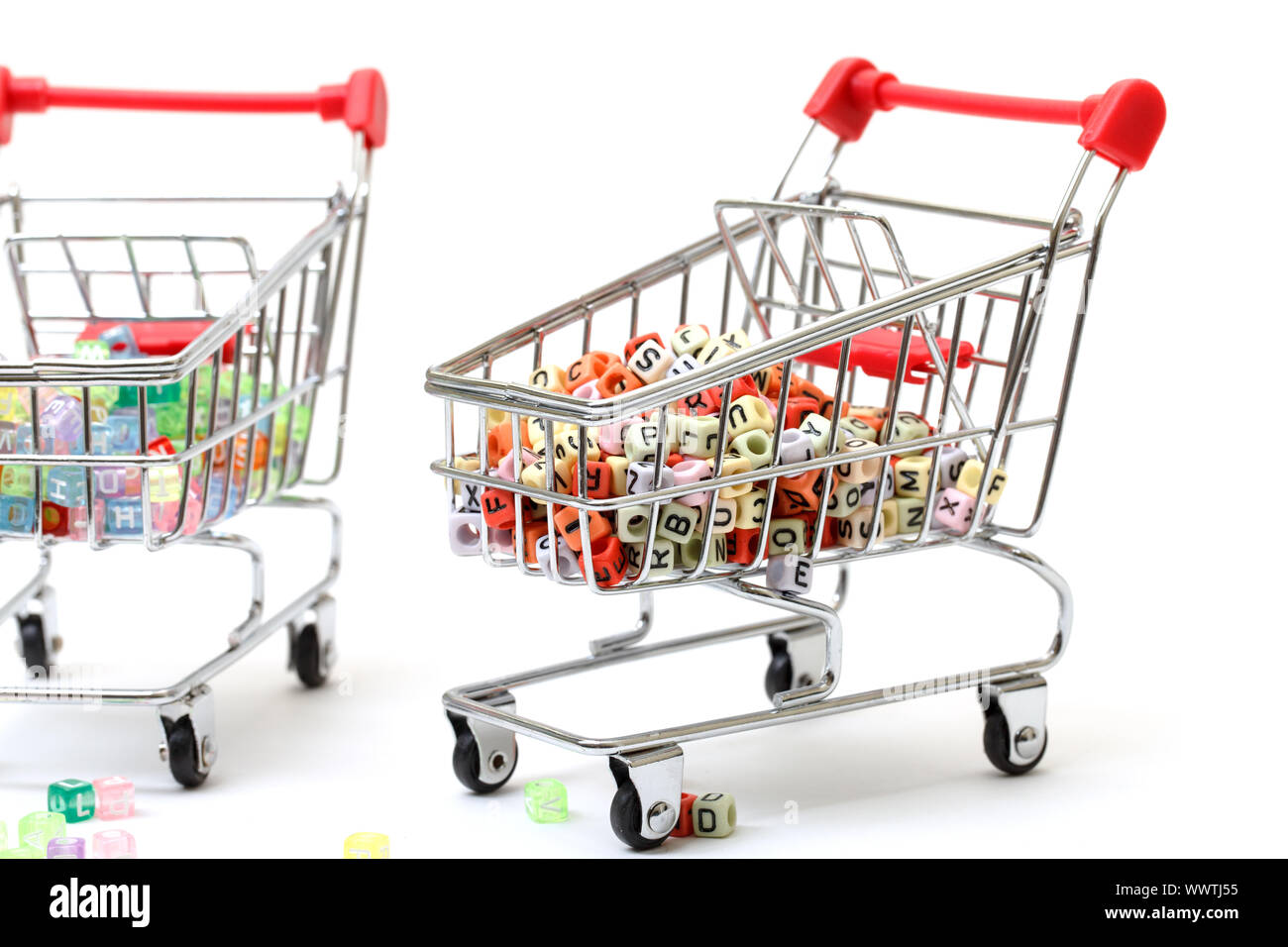 Metal carts for products hi-res stock photography and images - Alamy