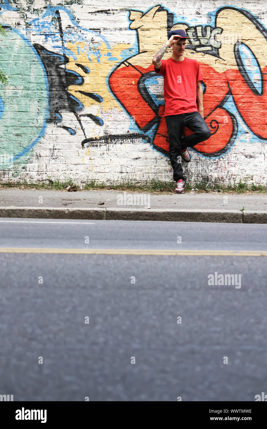 Rap artist posing in street hi-res stock photography and images - Alamy