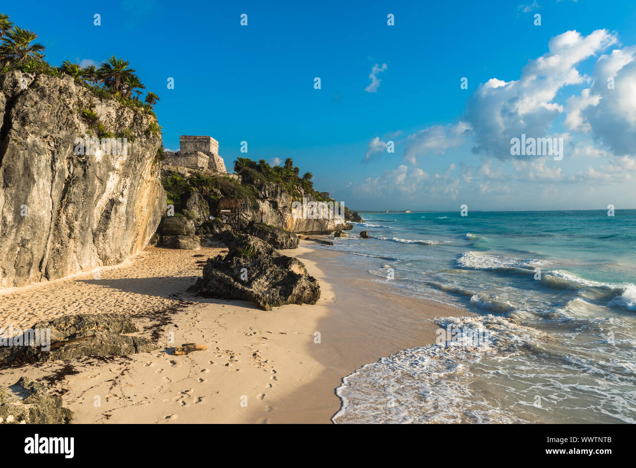 White sand beach and ruins of Tulum, Yuacatan, Mexico Stock Photo - Alamy