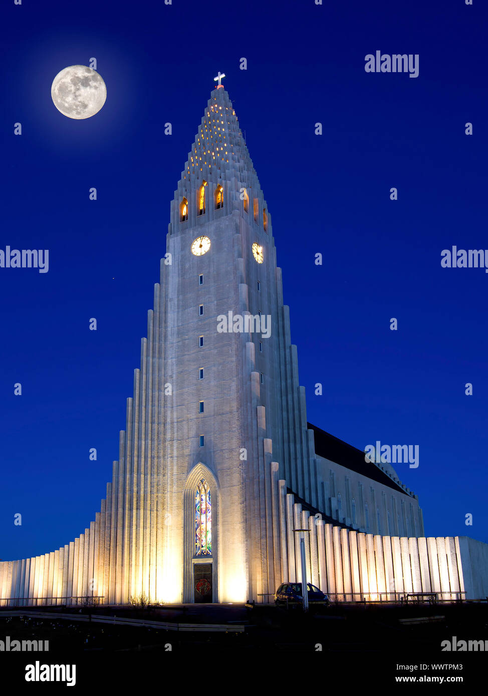 Full moon in iceland hi-res stock photography and images - Alamy