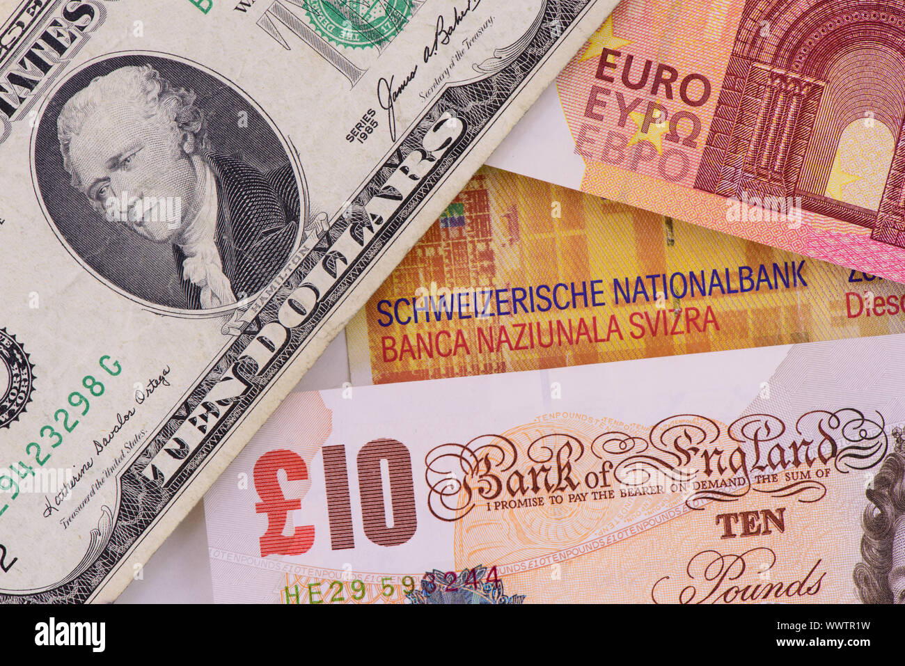 Currencies euro pound dollar note hi-res stock photography and images ...
