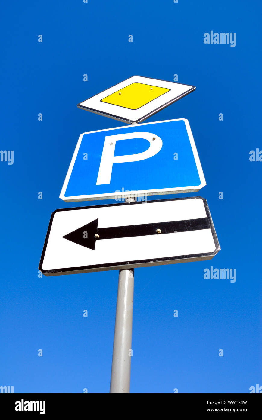 Control column hi-res stock photography and images - Alamy