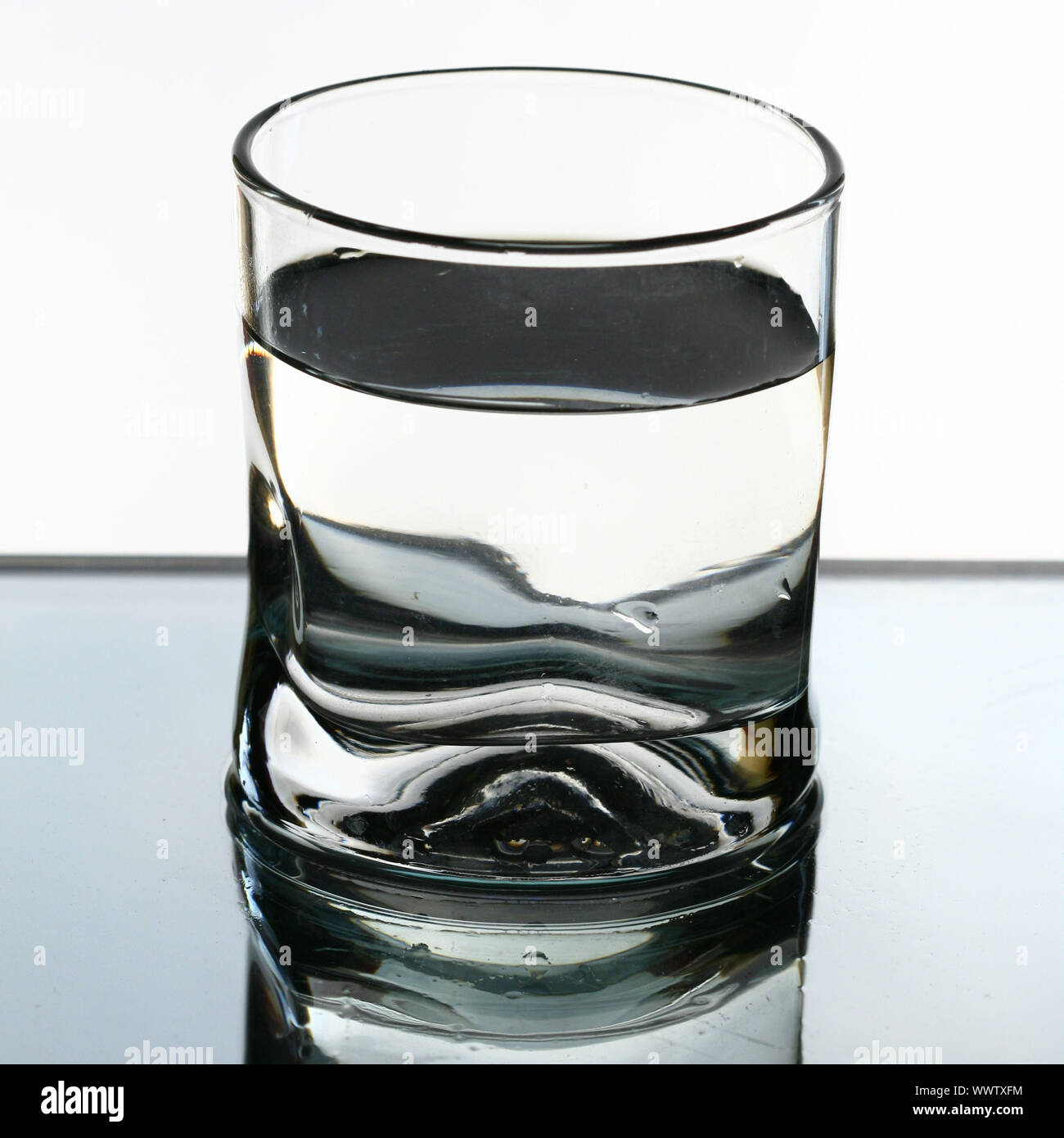 vodka alcohol elegant splash bar background Stock Photo - Alamy