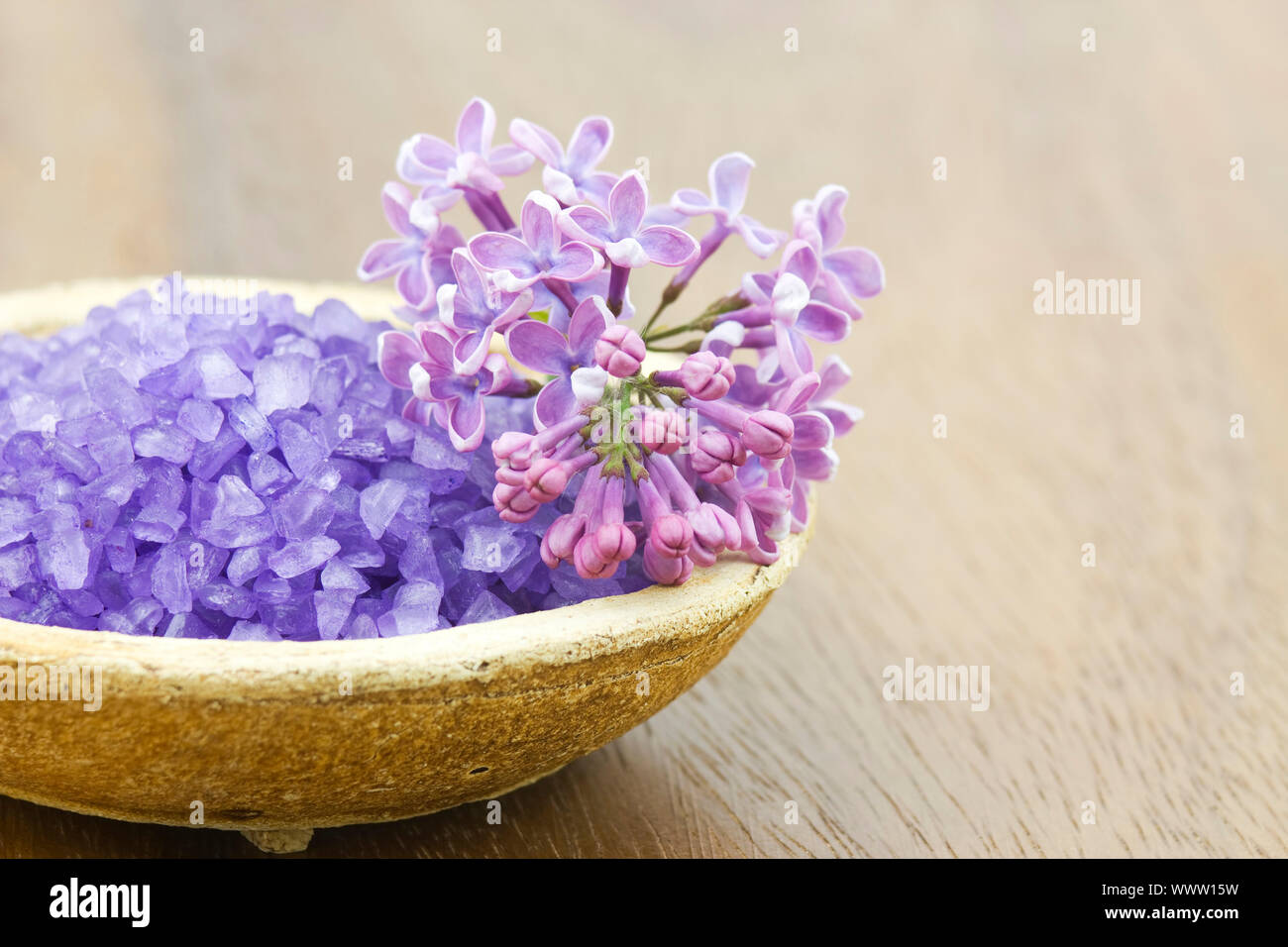 bath salt and flowers of lilac Stock Photo - Alamy