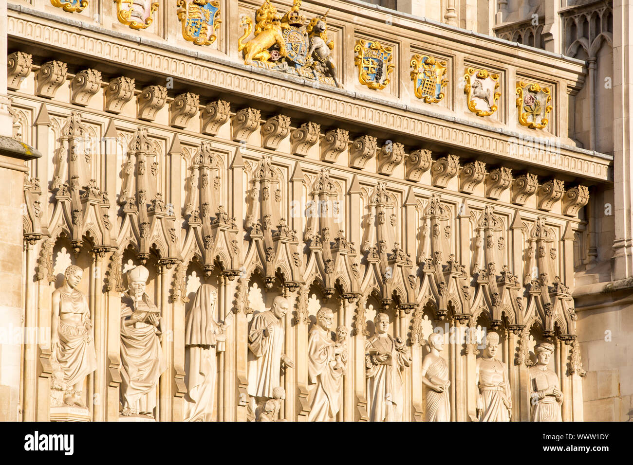 Statues on Westminster Cathedral, London, UK Stock Photo - Alamy