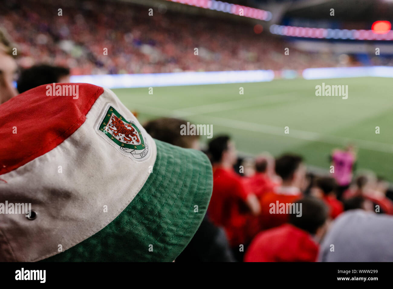 Welsh Football Fans High Resolution Stock Photography and Images - Alamy