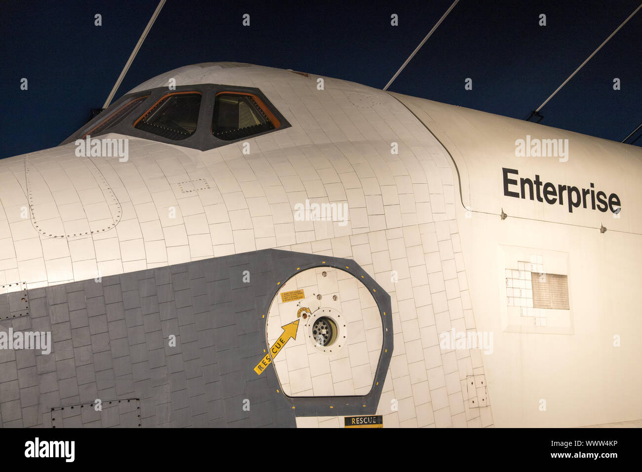 Cockpit nasa space shuttle orbiter hi-res stock photography and images ...